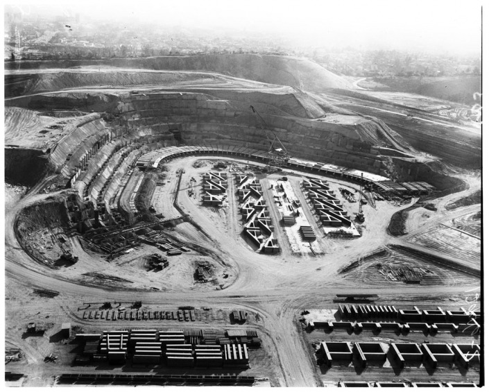 Flashback Fridays: A Brief History of Chavez Ravine and Dodgers Stadium ...